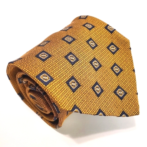 Jos. A. Bank | Accessories | Jos A Bank Signature Collection Gold ...